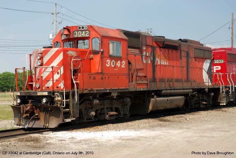 GP38-2 3042